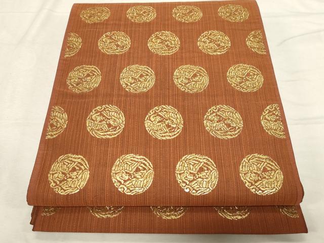 ■■■　サイズ　■■■ 長さ 432cm 幅 30.5cm程 ■■■　商品詳細　■■■ 【正絹】 状態は接写画像のように表地所々に金糸の変色がございます。 大変上質な逸品になりますのでぜひお手入れをされてお召しになられてはいかがでしょうか。...