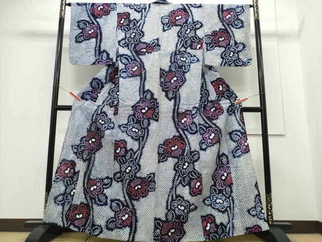 ■■■　サイズ　■■■ 身丈 164cm（肩から） 裄丈 67.5cm 袖丈 49cm　縫込み 3cm 袖幅 35cm 前幅 25.5cm 後幅 31.5cm 着物縫いこみ 内揚げ 0cm 裄 お袖側 約1.5cm　身頃側 約2.5cm ■...