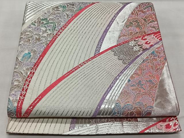 ■■■　サイズ　■■■ 長さ 428cm 幅 30.5cm程 ■■■　商品詳細　■■■ 【正絹・芯なし】 詳細に関しましては、画像をご確認ください。 大変上質な逸品になります。 お安く出品致しますので、是非この機会にいかがでしょうか？ ■■...
