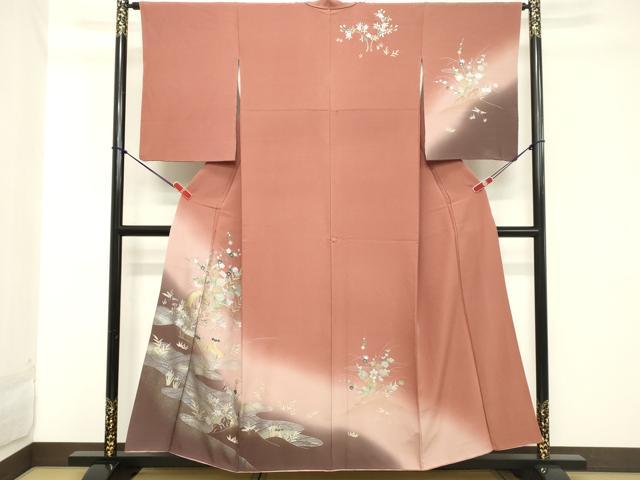 ■■■　サイズ　■■■ 身丈 155.5cm（肩から） 裄丈 64cm 袖丈 55cm　縫込み 4cm 袖幅 32cm 前幅 24cm 後幅 30cm 着物縫いこみ 内揚げ 9cm 裄 お袖側 約3cm　身頃側 約3cm ■■■　商品詳細　...