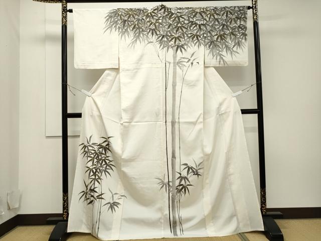 ■■■　サイズ　■■■ 身丈 169.5cm（肩から） 裄丈 65cm 袖丈 44.5cm　縫込み 4cm 袖幅 33.5cm 前幅 24cm 後幅 30cm 着物縫いこみ 内揚げ 0cm 裄 お袖側 約4cm　身頃側 約2cm ■■■　商...