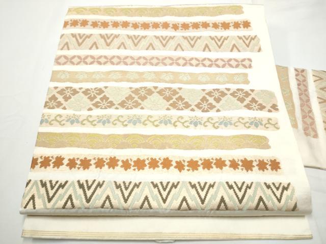 ■■■　サイズ　■■■ 長さ 357cm 幅 30cm程 ■■■　商品詳細　■■■ 【正絹】 状態は接写画像のように表地所々・裏地・前柄・胴回り〜手先に薄い汚れがございます。 川島織物は明治24年、国内業者で初の宮内省御用達となるなど、 創...