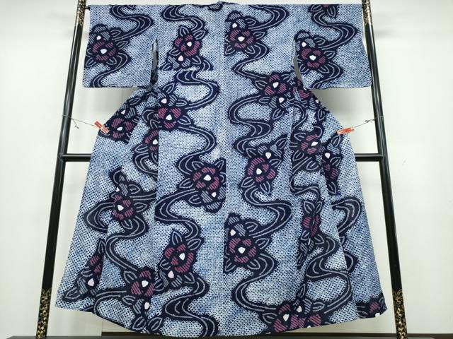 ■■■　サイズ　■■■ 身丈 152cm（肩から） 裄丈 67.5cm 袖丈 46cm　縫込み 4.5cm 袖幅 34cm 前幅 25cm 後幅 30cm 着物縫いこみ 内揚げ 0cm 裄 お袖側 約1.5cm　身頃側 約0cm ■■■　商...