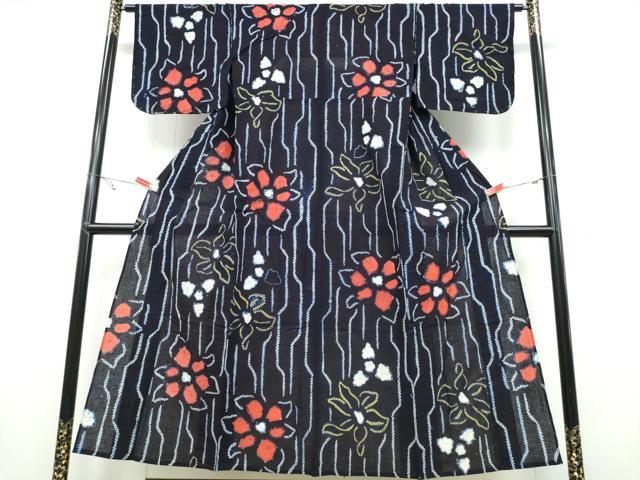 ■■■　サイズ　■■■ 身丈 151.5cm（肩から） 裄丈 65.5cm 袖丈 41cm　縫込み 3cm 袖幅 34cm 前幅 24cm 後幅 29cm 着物縫いこみ 内揚げ 0cm 裄 お袖側 約1.5cm　身頃側 約2.5cm ■■■...