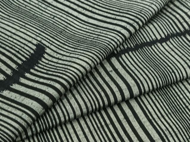 ■■■　サイズ　■■■ 身丈 156cm（肩から） 裄丈 65cm 袖丈 45cm　縫込み 3cm 袖幅 32cm 前幅 23cm 後幅 31cm 着物縫いこみ 内揚げ 4.5cm 裄 お袖側 約2cm　身頃側 約1cm ■■■　商品詳細　...