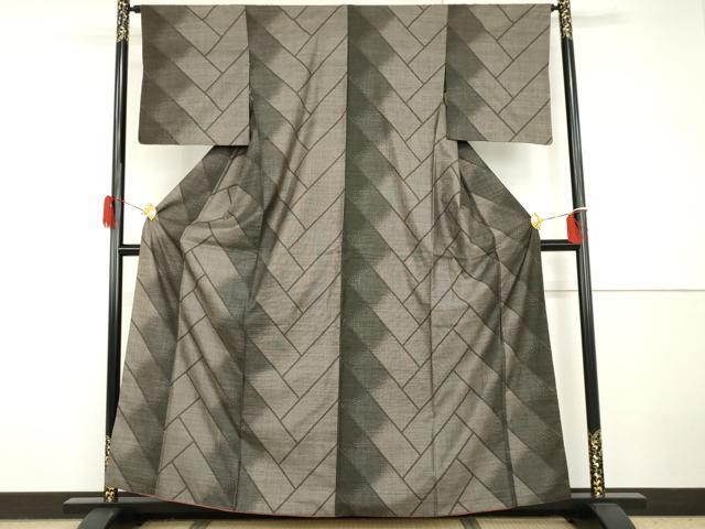 ■■■　サイズ　■■■ 身丈 156.5cm（肩から） 裄丈 65cm 袖丈 49cm　縫込み 1cm 袖幅 32.5cm 前幅 23cm 後幅 28.5cm 着物縫いこみ 内揚げ 4cm 裄 お袖側 約2.5cm　身頃側 約3.5cm ■...