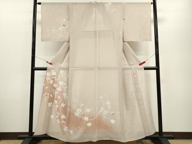■■■　サイズ　■■■ 身丈 155cm（肩から） 裄丈 65cm 袖丈 47cm　縫込み 3cm 袖幅 32cm 前幅 24.5cm 後幅 32cm 着物縫いこみ 内揚げ 5.5cm 裄 お袖側 約3cm　身頃側 約1.5cm ■■■　商...