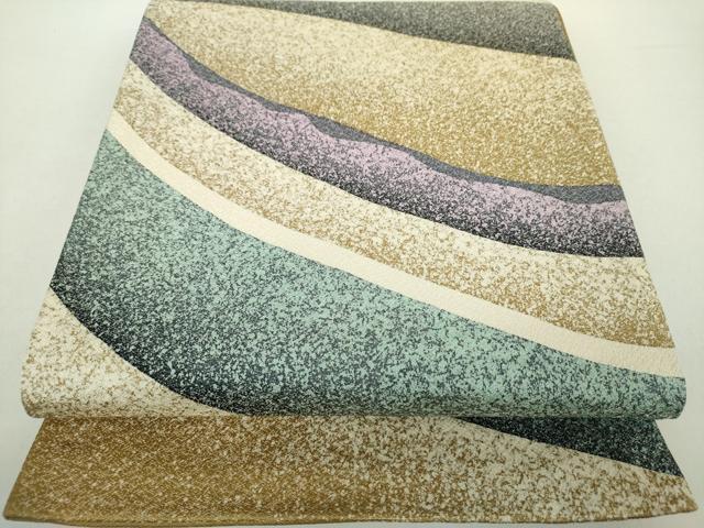 ■■■　サイズ　■■■ 長さ 440cm 幅 31cm程 ■■■　商品詳細　■■■ 【正絹・未使用】 状態は一度も締めておらず 特に目立ったシミ汚れなどもなく大変良い状態です。 大変上質な逸品になります。 お安く出品致しますので、是非この機...