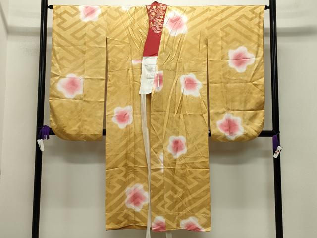 ■■■　サイズ　■■■ 身丈 135cm（肩から） 裄丈 66.5cm 袖丈 83cm　縫込み 4.5cm 袖幅 34cm 前幅 28cm 後幅 33cm 着物縫いこみ 内揚げ 5cm 裄 お袖側 約2cm　身頃側 約1cm ■■■　商品詳...