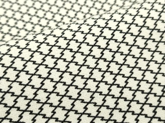 ■■■　サイズ　■■■ 身丈 156cm（肩から） 裄丈 62cm 袖丈 45cm　縫込み 5cm 袖幅 32cm 前幅 23.5cm 後幅 29cm 着物縫いこみ 内揚げ 0cm 裄 お袖側 約2cm　身頃側 約5cm ■■■　商品詳細　...