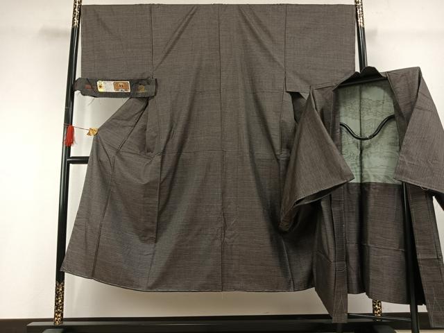 ■■■　サイズ　■■■ 【着物】 身丈 141cm（肩から） 裄丈 68cm 袖丈 49cm　縫込み 4cm 袖幅 34cm 前幅 26cm 後幅 33cm 着物縫いこみ 内揚げ 4cm 裄 お袖側 約3.5cm　身頃側 約2.5cm 【羽...