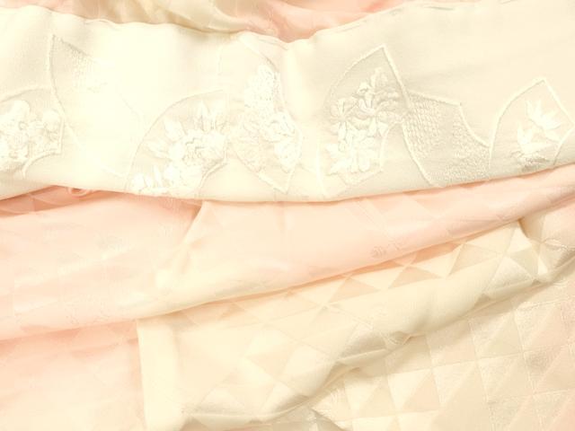 ■■■　サイズ　■■■ 身丈 146cm（肩から） 裄丈 62cm 袖丈 44.5cm　縫込み 2.5cm 袖幅 31.5cm 前幅 28.5cm 後幅 31.5cm 着物縫いこみ 内揚げ 3.5cm 裄 お袖側 約2cm　身頃側 約1cm...