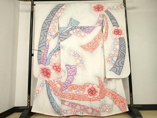 ■■■　サイズ　■■■ 身丈 162.5cm（肩から） 裄丈 68cm 袖丈 113cm　縫込み 4.5cm 袖幅 34cm 前幅 23cm 後幅 28cm 着物縫いこみ 内揚げ 4cm 裄 お袖側 約2cm　身頃側 約5cm ■■■　商品...