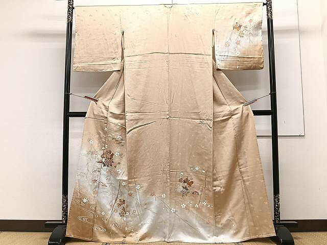 ■■■　サイズ　■■■ 身丈 166cm（肩から） 裄丈 65.5cm 袖丈 48cm　縫込み 5.5cm 袖幅 34cm 前幅 23.5cm 後幅 30.5cm 着物縫いこみ 内揚げ 1.5cm 裄 お袖側 約1cm　身頃側 約2.5cm...