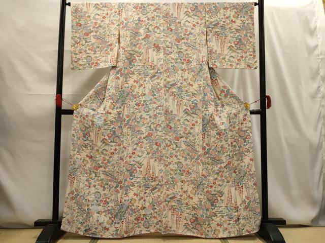 ■■■　サイズ　■■■ 身丈 163cm（肩から） 裄丈 64cm 袖丈 49cm　縫込み 5cm 袖幅 33.5cm 前幅 25cm 後幅 30cm 着物縫いこみ 内揚げ 2cm 裄 お袖側 約2.5cm　身頃側 約3cm ■■■　商品詳...