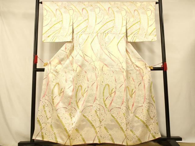 ■■■　サイズ　■■■ 身丈 156cm（肩から） 裄丈 64cm 袖丈 49cm　縫込み 4cm 袖幅 32.5cm 前幅 23cm 後幅 29cm 着物縫いこみ 内揚げ 3cm 裄 お袖側 約2cm　身頃側 約3cm ■■■　商品詳細　...
