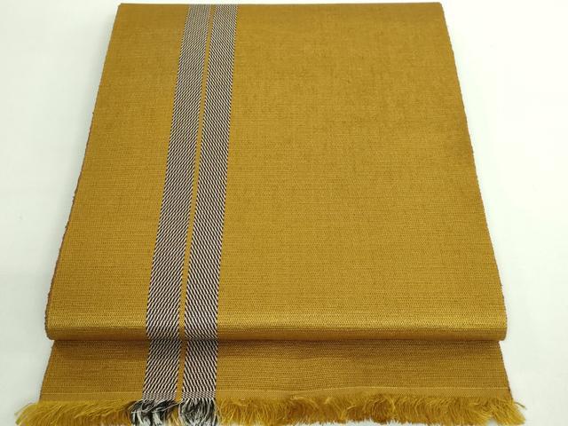 ■■■　サイズ　■■■ 長さ 372cm　幅 30.5cm程 ■■■　商品詳細　■■■ 【正絹】 状態は接写画像のように表地所々・裏地に薄いシミがございます。 本場黄八丈とは天然染料を用い手織りで作られる、 東京都八丈島に古くから伝わる絹織...