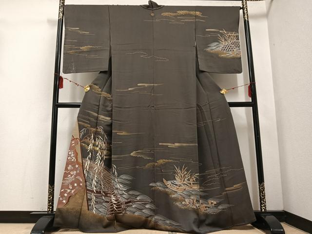 ■■■　サイズ　■■■ 身丈 165cm（肩から） 裄丈 66.5cm 袖丈 53cm　縫込み 6cm 袖幅 33cm 前幅 25cm 後幅 30cm 着物縫いこみ 内揚げ 0cm 裄 お袖側 約2cm　身頃側 約0cm ■■■　商品詳細　...