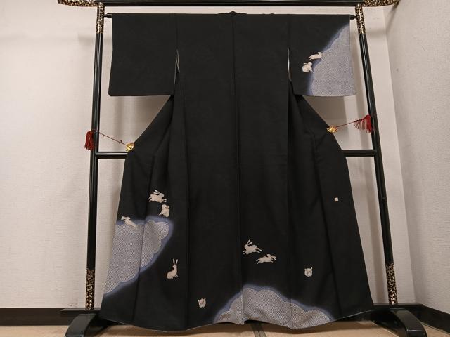 ■■■　サイズ　■■■ 身丈 158cm（肩から） 裄丈 64cm 袖丈 47.5cm　縫込み 6cm 袖幅 33cm 前幅 24.5cm 後幅 28cm 着物縫いこみ 内揚げ 8cm 裄 お袖側 約2.5cm　身頃側 約4cm ■■■　商...
