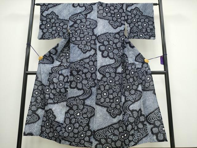 ■■■　サイズ　■■■ 身丈 148cm（肩から） 裄丈 65.5cm 袖丈 43cm　縫込み 3cm 袖幅 33cm 前幅 26cm 後幅 30cm 着物縫いこみ 内揚げ 0cm 裄 お袖側 約1cm　身頃側 約1cm ■■■　商品詳細　...