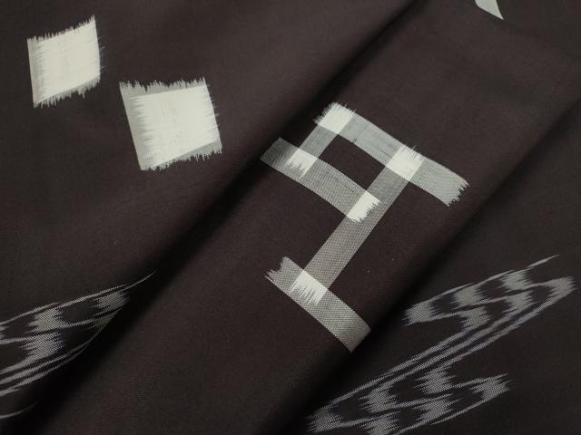 ■■■　サイズ　■■■ 身丈 160cm（肩から） 裄丈 64.5cm 袖丈 45.5cm　縫込み 1.5cm 袖幅 32.5cm 前幅 22.5cm 後幅 28.5cm 着物縫いこみ 内揚げ 0cm 裄 お袖側 約3cm　身頃側 約2cm...