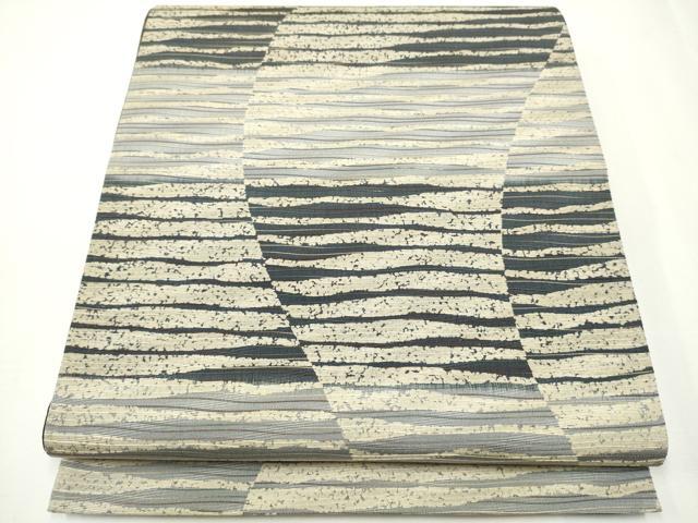 ■■■　サイズ　■■■ 長さ 460cm 幅 31cm程 ■■■　商品詳細　■■■ 【正絹】 状態は1.2回程しか締めておらず 特に目立ったシミ汚れなどもなく大変良い状態です。 大変上質な逸品になります。 お安く出品致しますので、是非この機...