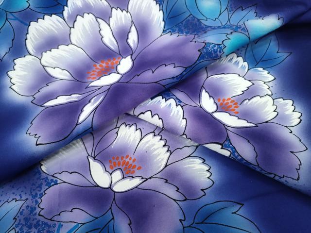 ■■■　サイズ　■■■ 身丈 154cm（肩から） 裄丈 66cm 袖丈 47cm　縫込み 4cm 袖幅 35cm 前幅 25cm 後幅 30.5cm 着物縫いこみ 内揚げ 6cm 裄 お袖側 約1.5cm　身頃側 約2cm ■■■　商品詳...