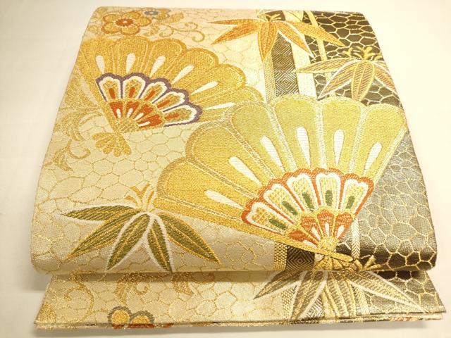 ■■■　サイズ　■■■ 長さ 424cm 幅 30.5cm程 ■■■　商品詳細　■■■ 【正絹】 詳細に関しましては、画像をご確認ください。 大変上質な逸品になります。 お安く出品致しますので、是非この機会にいかがでしょうか？ ■■■　注意...