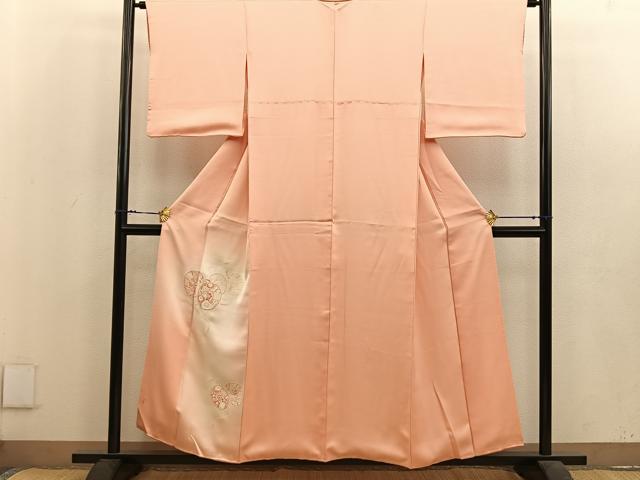 ■■■　サイズ　■■■ 身丈 153.5cm（肩から） 裄丈 64cm 袖丈 46.5cm　縫込み 4cm 袖幅 32.5cm 前幅 22.5cm 後幅 28.5cm 着物縫いこみ 内揚げ 5cm 裄 お袖側 約3cm　身頃側 約3cm ■...