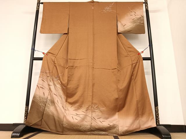 ■■■　サイズ　■■■ 身丈 164.5cm（肩から） 裄丈 64cm 袖丈 47.5cm　縫込み 6cm 袖幅 34cm 前幅 24cm 後幅 29cm 着物縫いこみ 内揚げ 3.5cm 裄 お袖側 約2cm　身頃側 約3cm ■■■　商...