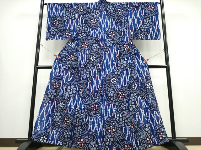 ■■■　サイズ　■■■ 身丈 163cm（肩から） 裄丈 67cm 袖丈 48cm　縫込み 1.5cm 袖幅 35cm 前幅 25.5cm 後幅 31cm 着物縫いこみ 内揚げ 0cm 裄 お袖側 約1cm　身頃側 約1cm ■■■　商品詳...