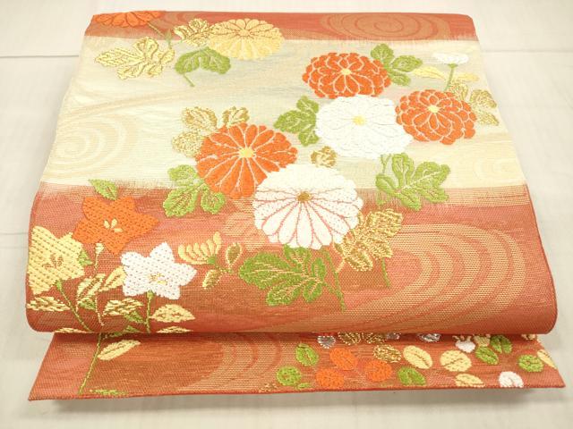 ■■■　サイズ　■■■ 長さ 418cm 幅 30cm程 ■■■　商品詳細　■■■ 【正絹】 状態は接写画像のように 柄止まり・裏地に薄い汚れがございますが その他特に目立ったシミ汚れなどもなく大変良い状態です。 着用時には見えない部分にな...