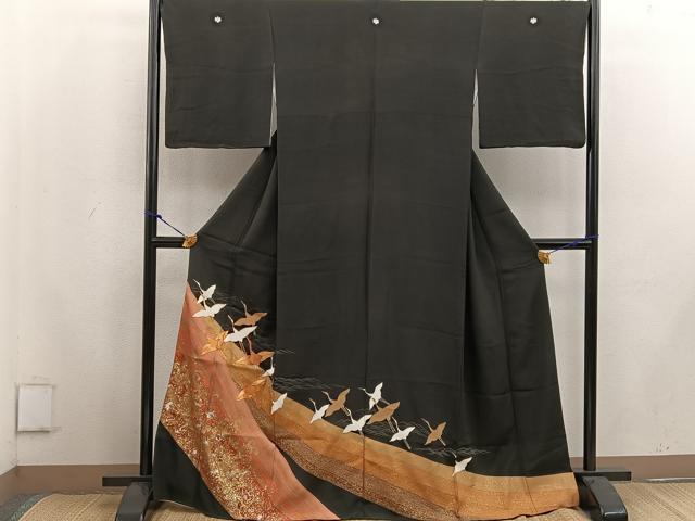 ■■■　サイズ　■■■ 身丈 166.5cm（肩から） 裄丈 68cm 袖丈 48cm　縫込み 3.5cm 袖幅 34cm 前幅 24.5cm 後幅 30cm 着物縫いこみ 内揚げ 4cm 裄 お袖側 約1.5cm　身頃側 約1.5cm ■...