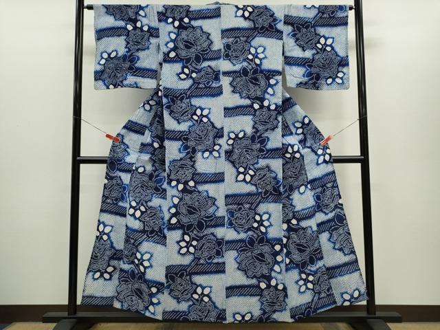 ■■■　サイズ　■■■ 身丈 154.5cm（肩から） 裄丈 64cm 袖丈 43cm　縫込み 4cm 袖幅 32cm 前幅 25.5cm 後幅 31cm 着物縫いこみ 内揚げ 0cm 裄 お袖側 約1.5cm　身頃側 約1cm ■■■　商...