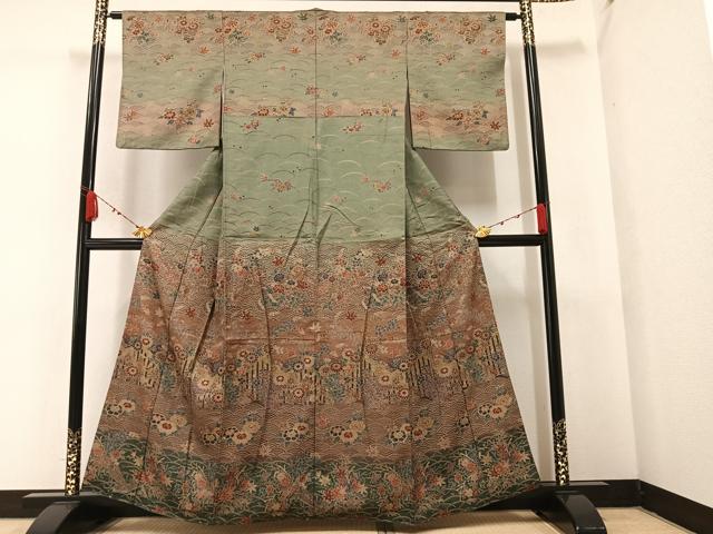 ■■■　サイズ　■■■ 身丈 157cm（肩から） 裄丈 62cm 袖丈 47.5cm　縫込み 6cm 袖幅 31.5cm 前幅 23cm 後幅 28cm 着物縫いこみ 内揚げ 3cm 裄 お袖側 約4cm　身頃側 約4cm ■■■　商品詳...