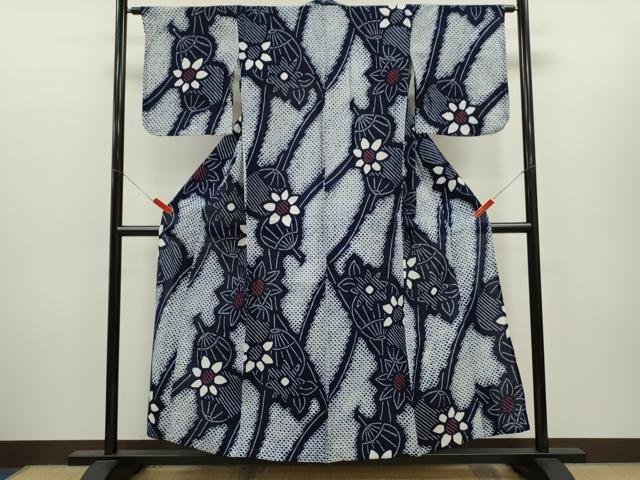 ■■■　サイズ　■■■ 身丈 152cm（肩から） 裄丈 63.5cm 袖丈 46cm　縫込み 2cm 袖幅 33cm 前幅 24.5cm 後幅 29.5cm 着物縫いこみ 内揚げ 0cm 裄 お袖側 約2cm　身頃側 約2.5cm ■■■...