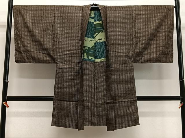 ■■■　サイズ　■■■ 身丈 98cm（肩から） 裄丈 66.5cm 袖丈 50cm　縫込み 2cm 袖幅 33.5cm 前幅 22cm 後幅 31cm 裄 お袖側 約1cm　身頃側 約0cm ■■■　商品詳細　■■■ 【正絹】 状態は接写...