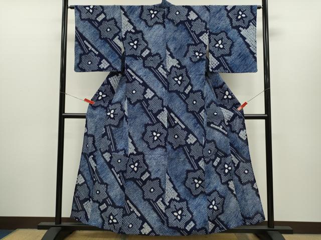 ■■■　サイズ　■■■ 身丈 157cm（肩から） 裄丈 64.5cm 袖丈 47.5cm　縫込み 1cm 袖幅 33cm 前幅 24cm 後幅 29cm 着物縫いこみ 内揚げ 0cm 裄 お袖側 約0.5cm　身頃側 約0.5cm ■■■...