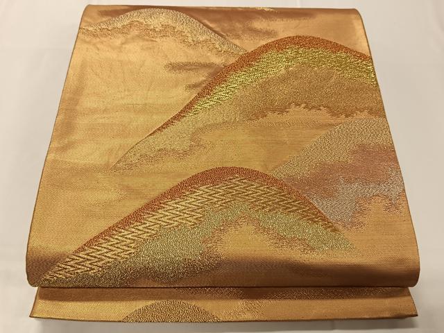 ■■■　サイズ　■■■ 長さ 434cm 幅 30.5cm程 ■■■　商品詳細　■■■ 【正絹・芯なし】 詳細に関しましては、画像をご確認ください。 大変上質な逸品になります。 お安く出品致しますので、是非この機会にいかがでしょうか？ ■■...