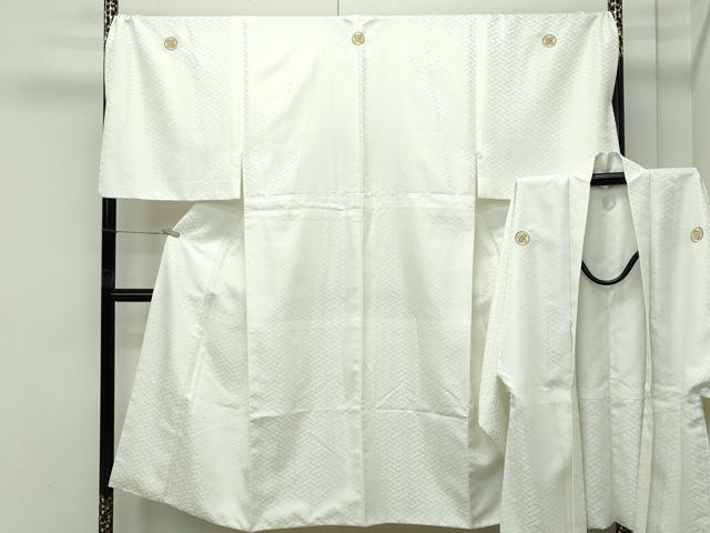 ■■■　サイズ　■■■ 【着物】 身丈 141cm（肩から） 裄丈 71.5cm 袖丈 52.5cm 袖幅 38.5cm 前幅 26cm 後幅 30.5cm 着物縫いこみ 内揚げ 3cm 裄 お袖側 約 2cm　身頃側 約 1cm 【羽織】...