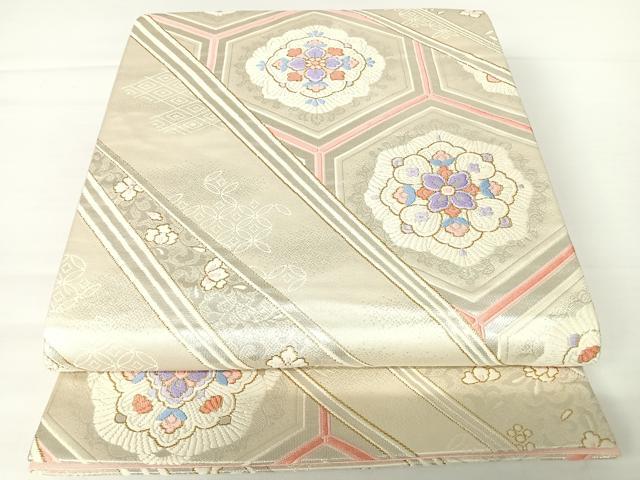 ■■■　サイズ　■■■ 長さ 416cm 幅 30.5cm程 ■■■　商品詳細　■■■ 【正絹】 詳細に関しましては、画像をご確認ください。 大変上質な逸品になります。 お安く出品致しますので、是非この機会にいかがでしょうか？ ■■■　注意...