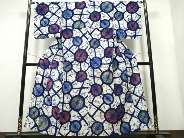 ■■■　サイズ　■■■ 身丈 155cm（肩から） 裄丈 66cm 袖丈 49cm　縫込み 4.5cm 袖幅 33.5cm 前幅 23cm 後幅 31.5cm 着物縫いこみ 内揚げ 0cm 裄 お袖側 約2cm　身頃側 約3cm ■■■　商...