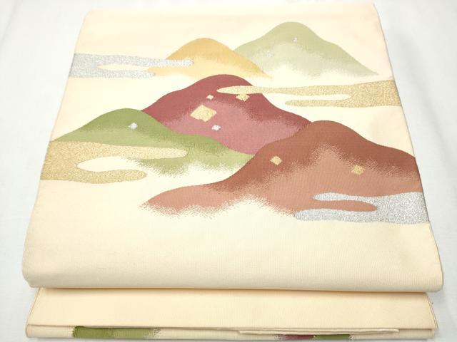 ■■■　サイズ　■■■ 長さ 357.5cm 幅 30.5cm程 ■■■　商品詳細　■■■ 【正絹】 状態は接写画像のように 太鼓上部・裏地に薄い汚れがございますが その他特に目立ったシミ汚れなどもなく大変良い状態です。 大変上質な逸品にな...