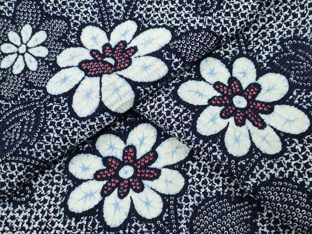 ■■■　サイズ　■■■ 身丈 152cm（肩から） 裄丈 66cm 袖丈 48.5cm　縫込み 2cm 袖幅 34cm 前幅 25cm 後幅 32cm 着物縫いこみ 内揚げ 0cm 裄 お袖側 約1cm　身頃側 約2cm ■■■　商品詳細　...