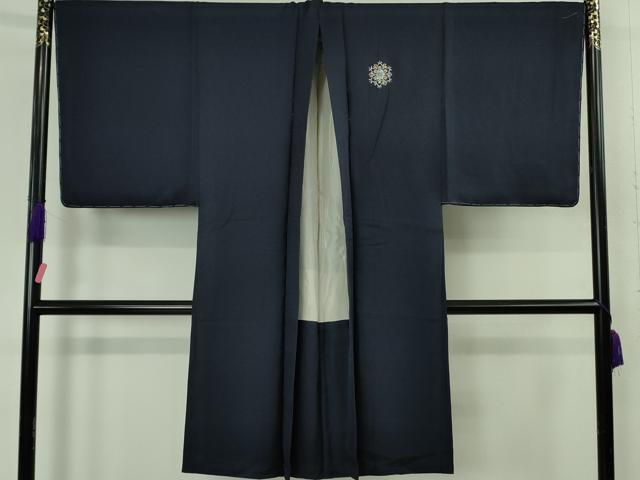 ■■■　サイズ　■■■ 身丈 116.5cm（肩から） 裄丈 72cm 袖丈 53cm 袖幅 36cm 前幅 23cm 後幅 33cm 着物縫いこみ 内揚げ 0cm 裄 お袖側 約 1cm　身頃側 約 0cm ■■■　商品詳細　■■■ 【正...