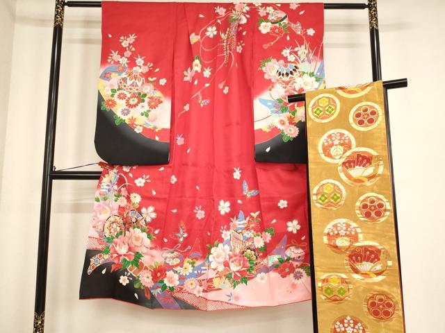■■■　サイズ　■■■ 【祝着】 身丈 133.5cm（肩から） 裄丈 48.5cm（肩上げ　4.5cm） 袖丈 75cm　縫込み 2cm 袖幅 32cm 前幅 19cm 後幅 26.5cm 着物縫いこみ 内揚げ 0cm （腰上げ　0cm）...