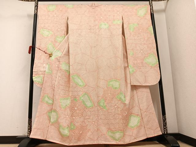 ■■■　サイズ　■■■ 身丈 158cm（肩から） 裄丈 68cm 袖丈 98cm　縫込み 6cm 袖幅 34cm 前幅 24.5cm 後幅 28cm 着物縫いこみ 内揚げ 4cm 裄 お袖側 約0cm　身頃側 約0cm ■■■　商品詳細　...