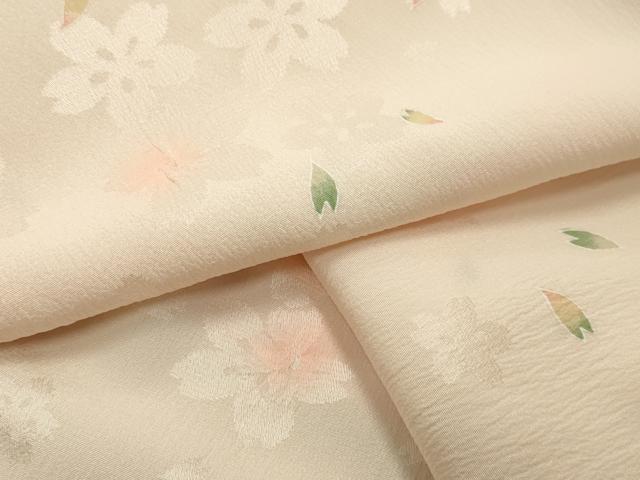 ■■■　サイズ　■■■ 身丈 121.5cm（肩から） 裄丈 63.5cm 袖丈 45.5cm　縫込み 4cm 袖幅 33cm 前幅 26.5cm 後幅 29.5cm 着物縫いこみ 内揚げ 5.5cm 裄 お袖側 約3cm　身頃側 約3.5...
