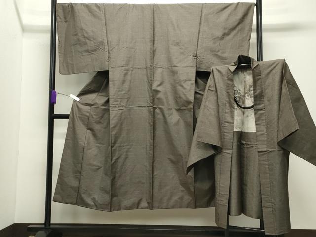 ■■■　サイズ　■■■ 【着物】 身丈 142.5cm（肩から） 裄丈 68.5cm 袖丈 50cm　縫込み 6cm 袖幅 35cm 前幅 24.5cm 後幅 30cm 着物縫いこみ 内揚げ 9cm 裄 お袖側 約2cm　身頃側 約1.5c...