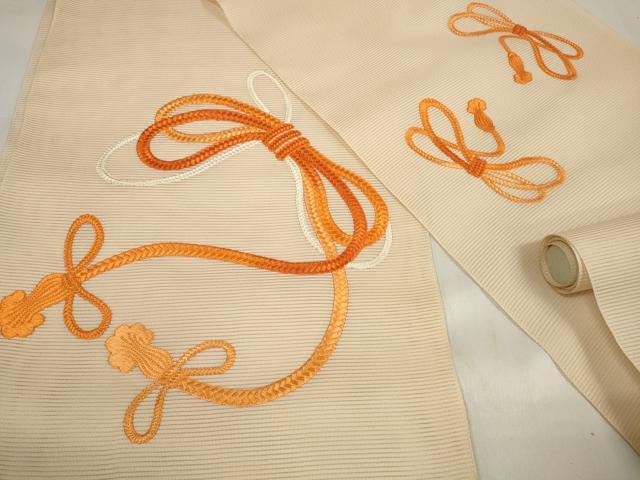 ■■■　サイズ　■■■ 幅 　約34.5cm ■■■　商品詳細　■■■ 【正絹・未使用】 状態は接写画像のように表地所々・裏面所々に薄い汚れがございます。 大変上質な逸品になります。 お安く出品致しますので、是非この機会にいかがでしょうか？...